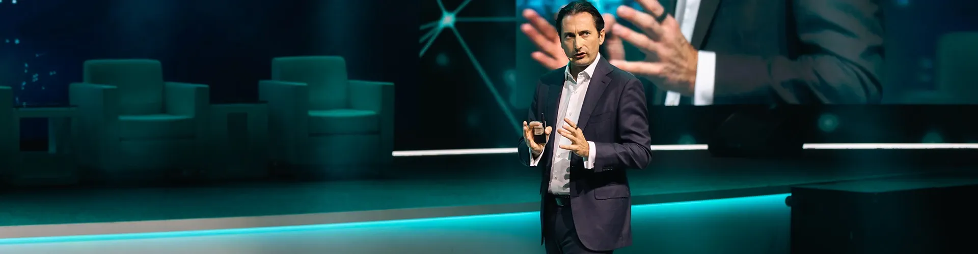 Book a Technology Trends Speaker for your Event in Saudi Arabia